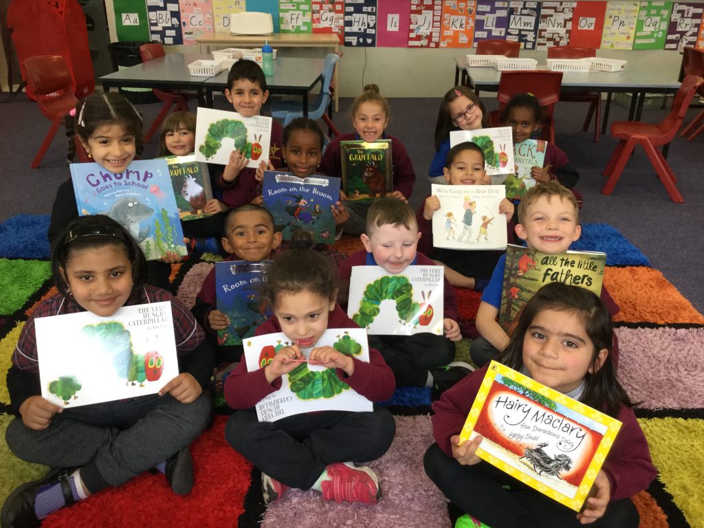 Celebrating Literacy Week - Community Hubs